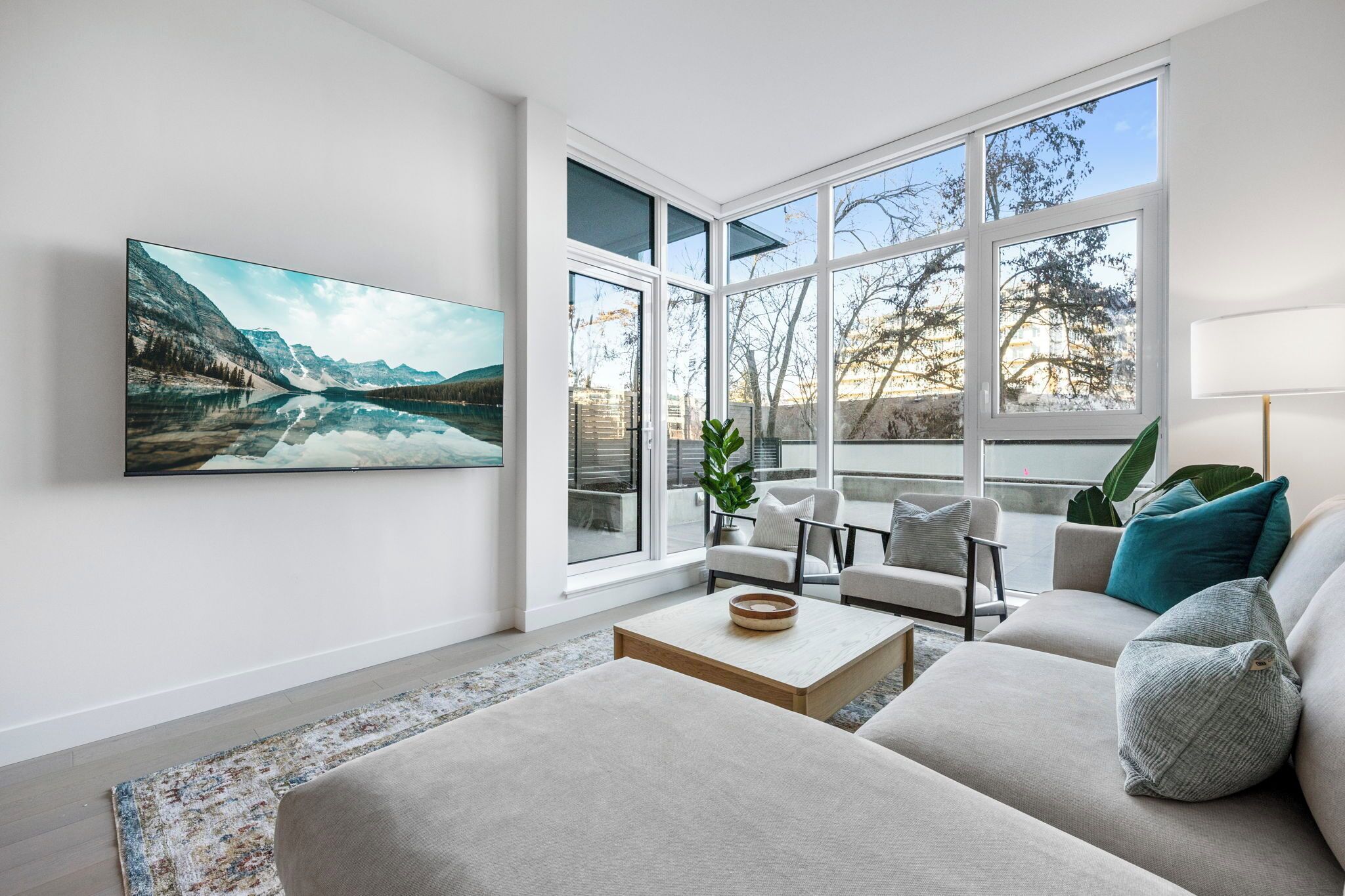 Experience Elevated Living With High-end Finishes And 5-star Amenities - West Kelowna