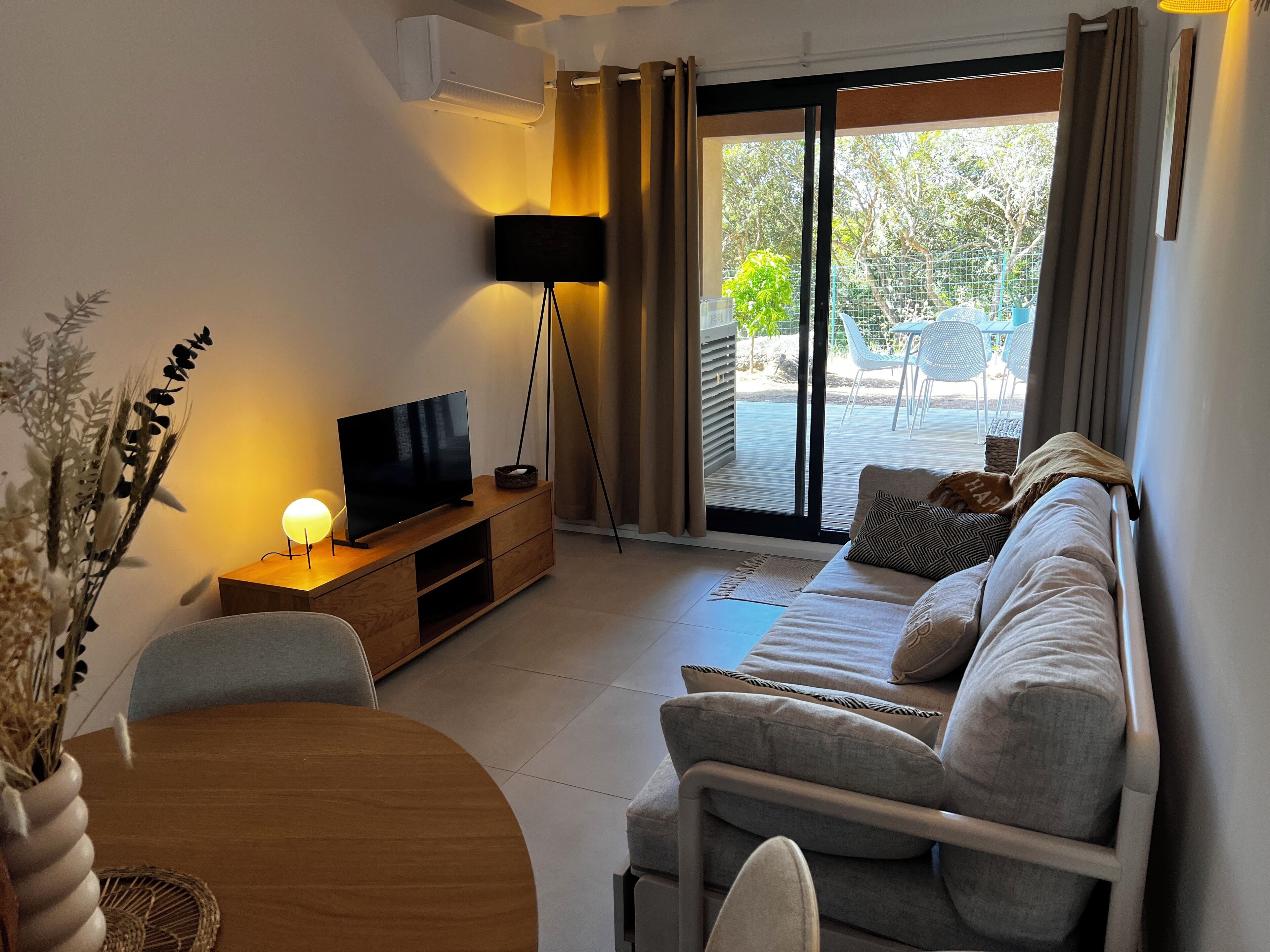 Appartement Standing Les Pieds Dans Leau - Figari