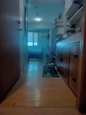 Apartamento em Condomínio Fechado, 1 quarto, acessível, piscina privativa | Interior