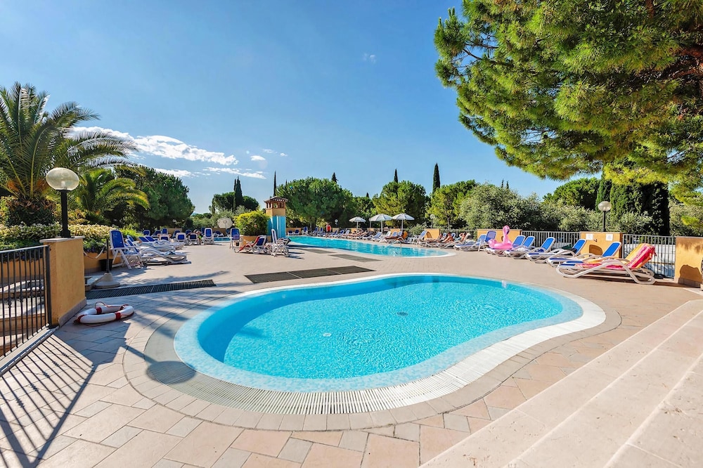 Mobile Home At Camping Toscolano In Toscolano Maderno - Toscolano-Maderno