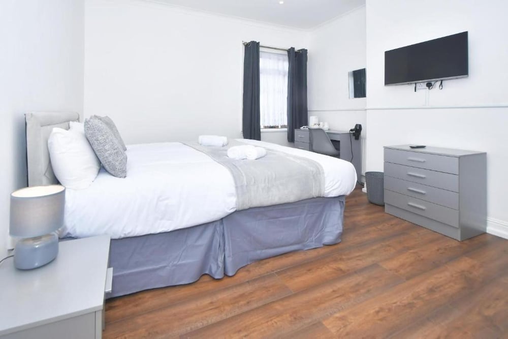 Stylish 3bedroom Near Stoke-on-trent Hospital - Newcastle-under-Lyme