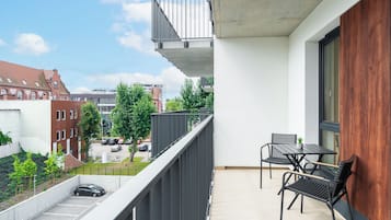 Apartamento Standard, varanda, vista para o pátio | Varanda