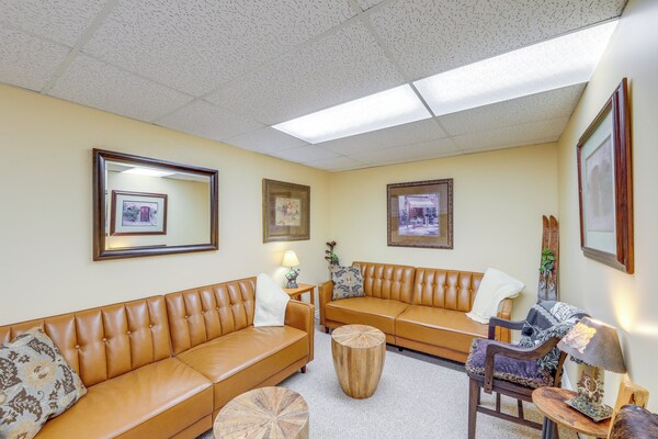 Walk To Happy's Inn & Lake Access: Libby Apartment - Logan State Park, Kalispell