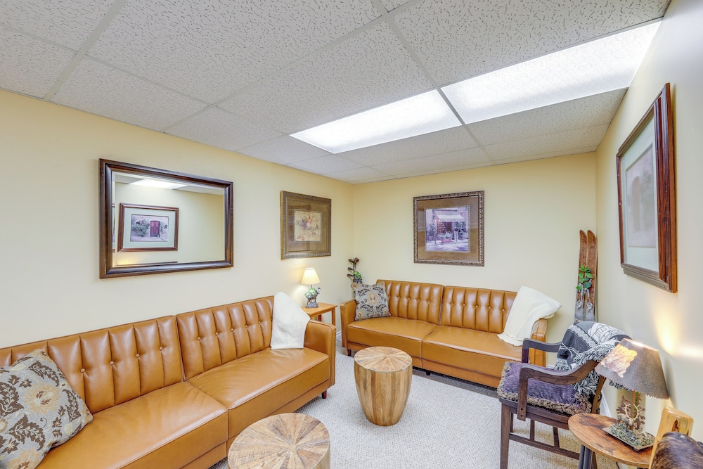 Walk To Happy's Inn & Lake Access: Libby Apartment - Logan State Park, Kalispell