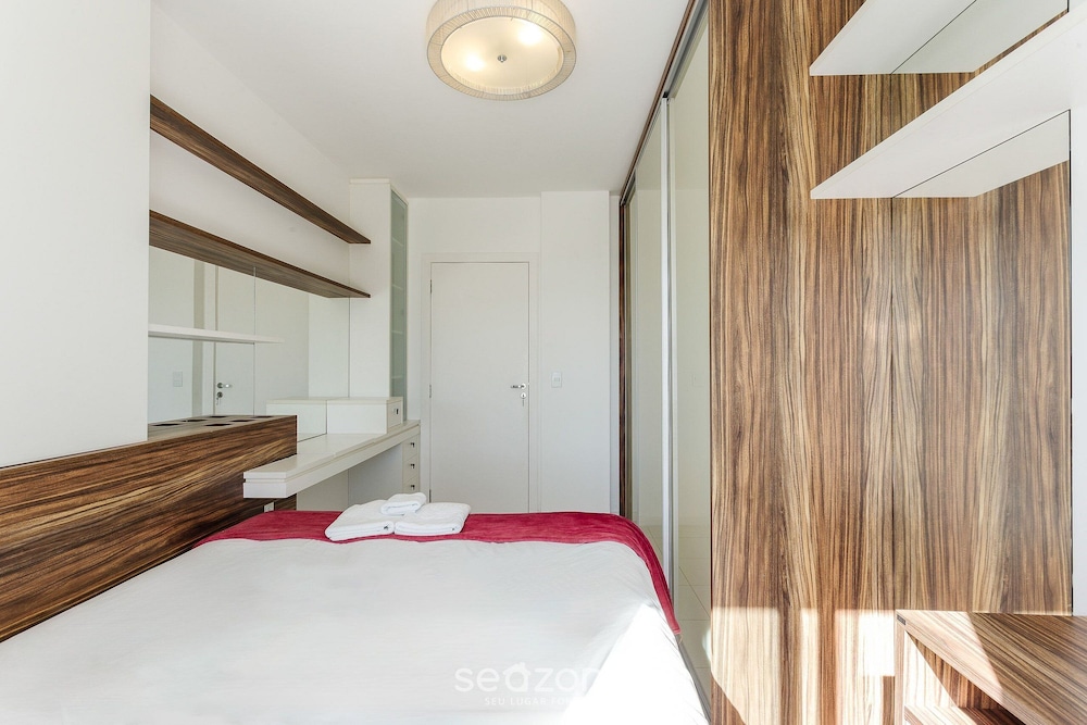 Apt With Charming Sea View In Itacorubi Cmr204 - Florianópolis