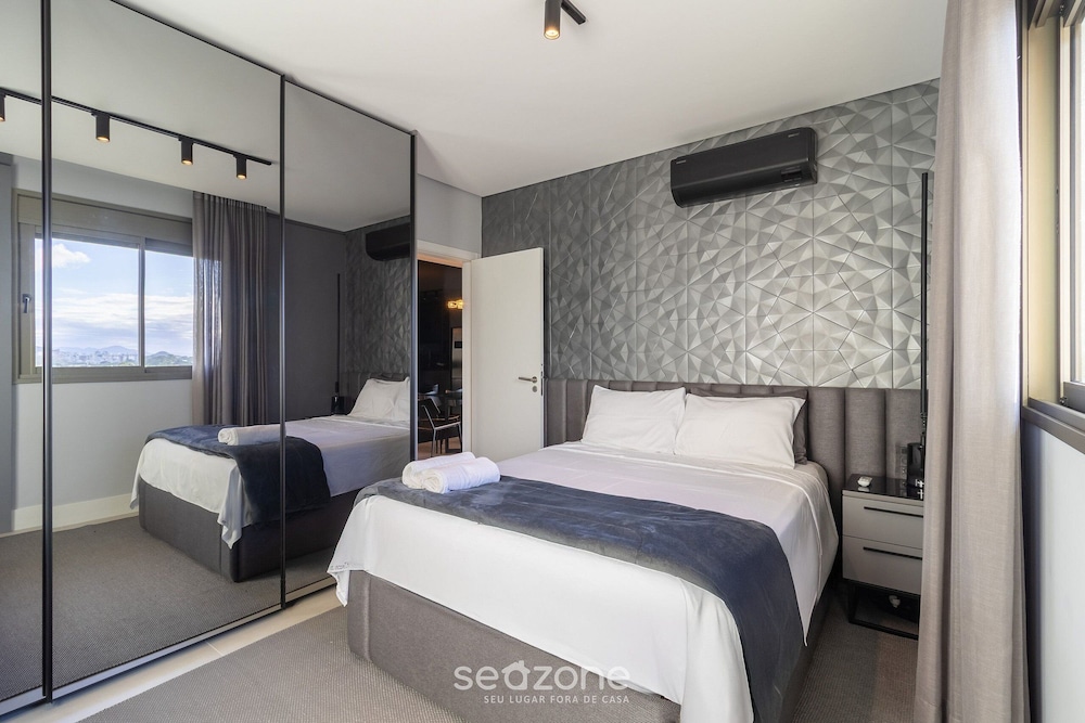 Stay In A Building With A Pool, Gym, And Leisure - Ssl - Florianópolis