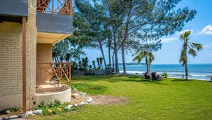 Vista para praia/oceano