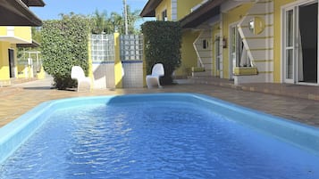 Piscina exterior