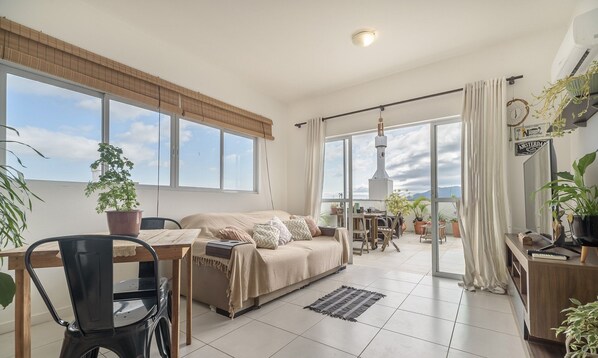 Apartamento Básico | Sala de estar