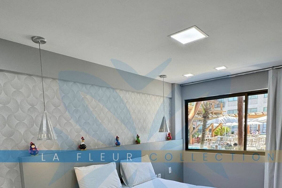 Apartamento | Secretária, secretária adequada para computadores portáteis