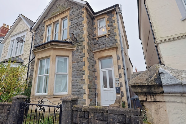 Cardiff Guesthouse & On-street Parking - Cardiff