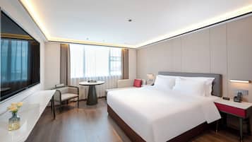 Quarto Individual Empresarial | Cofre no quarto, secretária