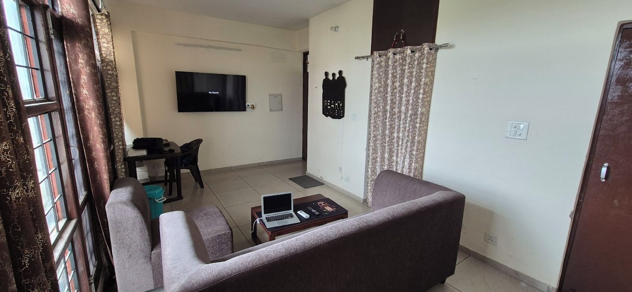 Entire Apartment In Chandigarh, India , Near Punjab Cricket Association Stadium - Ajitgarh