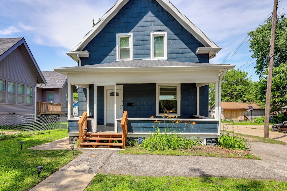 4 Mi To Dtwn Omaha: Spacious Home W/ Fenced Yard! - Nebraska