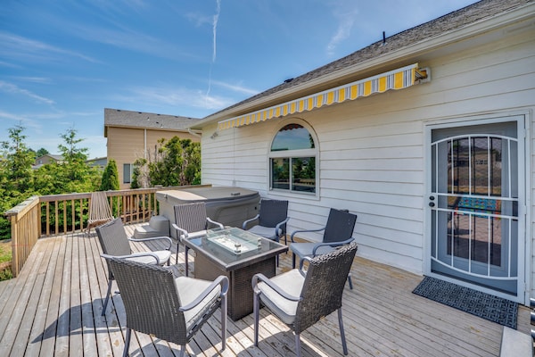 Private Hot Tub: Home Near Moses Lake Access - Moses Lake, WA