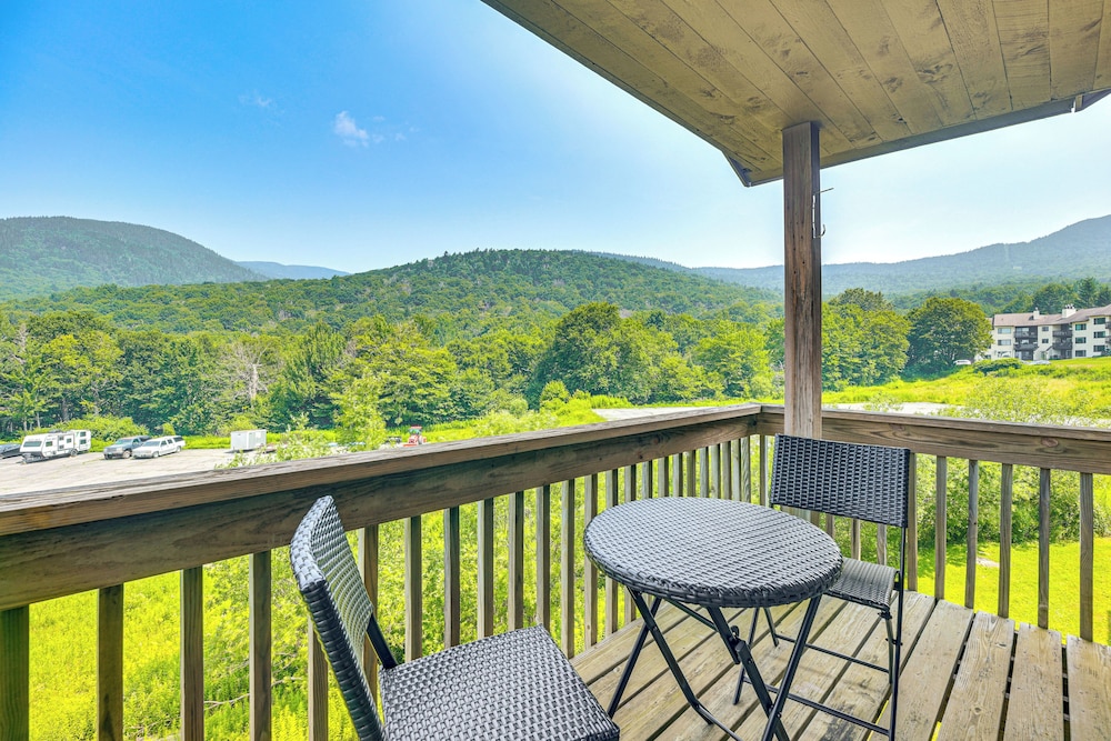 Walk To Bolton Valley Resort: Condo W/ Mtn Views! - Vermont