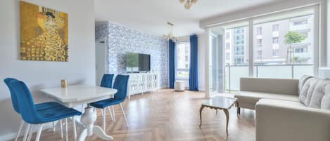 Apartamento Comfort, varanda | Ferro/tábua de engomar, Wi-fi grátis