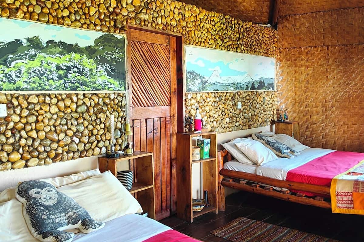 Quarto Quádruplo | Com decoração personalizada, com mobília individualizada
