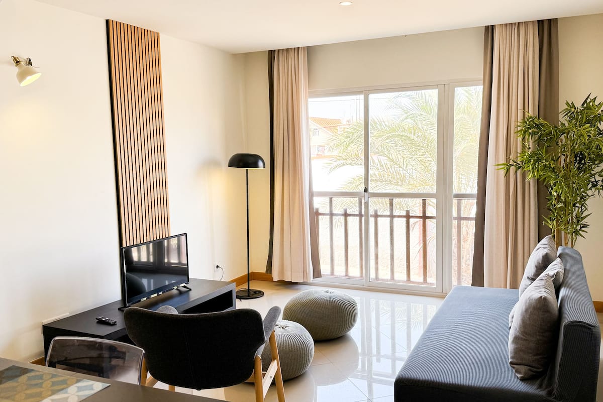 Apartamento Superior, 1 quarto, varanda | Sala de estar