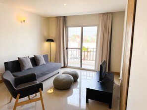 Apartamento Superior, 1 quarto, varanda | Sala de estar