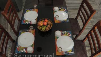 Pequeno-almoço tipo buffet diário incluído