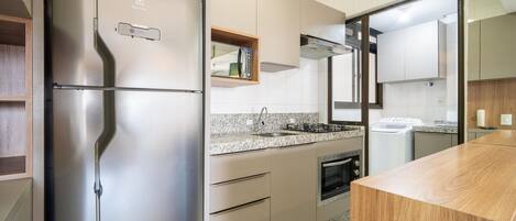 Apartamento Básico | Cozinha privada | Utensílios de cozinha