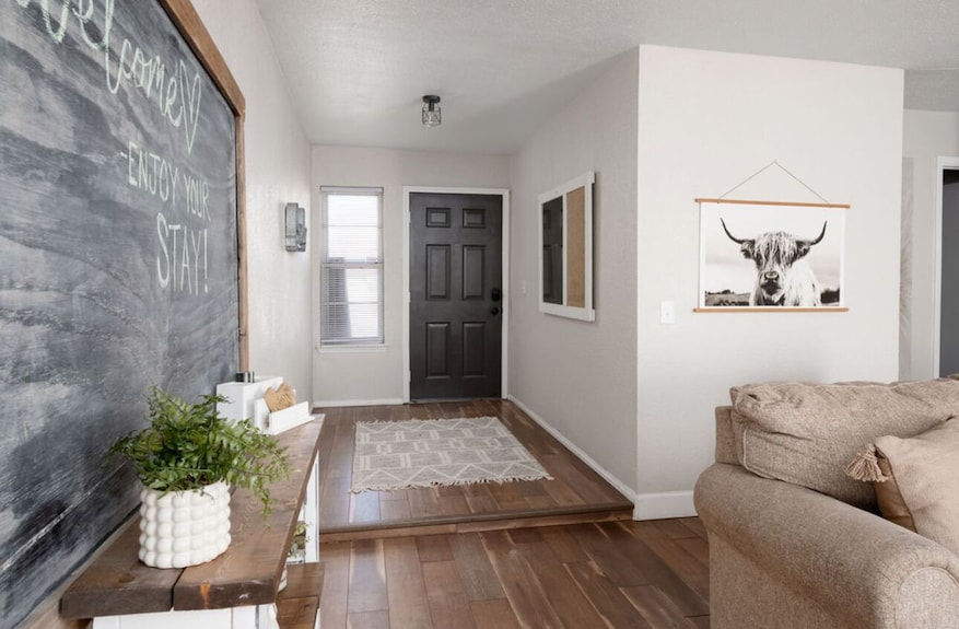 Central Amarillo 3br/2ba Home Convenient, Clean & Comfortable - Amarillo, TX