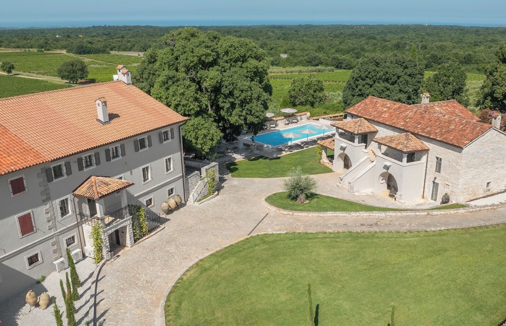 San Tomasini Heritage Hotel - Croatia