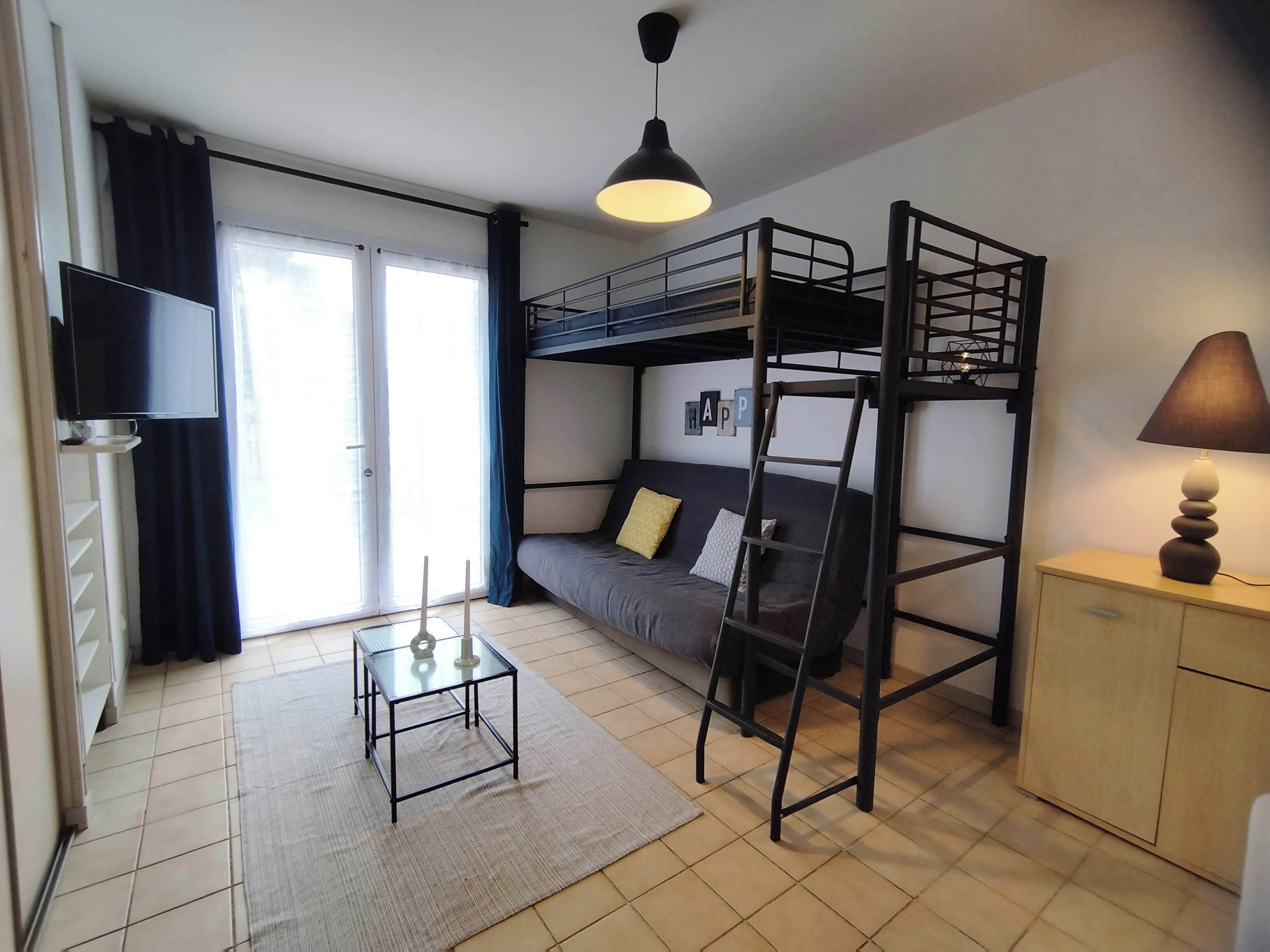 Maison De Vacances En Bretagne à 900 M De La Plage5 Personnes Piscine Chauffée - Erdeven