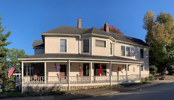 The Historic Herren House - Waynesville, NC