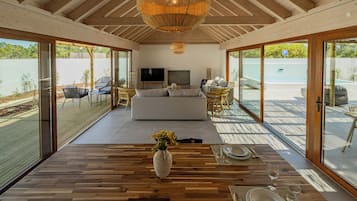 Premium Green Villa | Sala