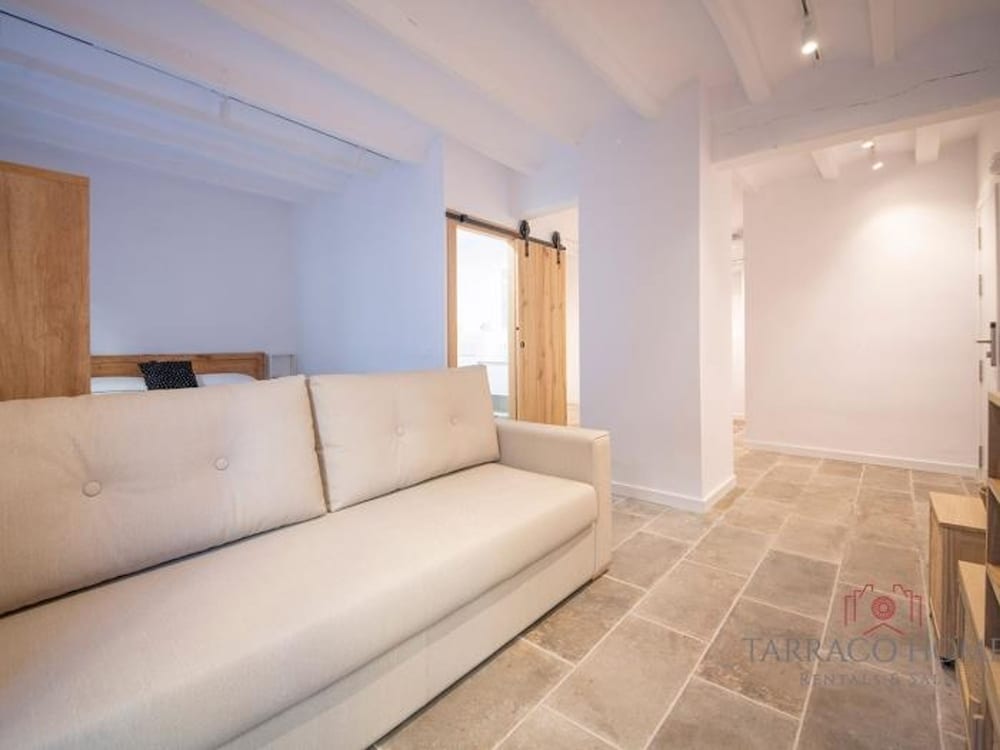 Th56b Apartamentos Murmur L Ocell - Universitat Rovira i Virgili