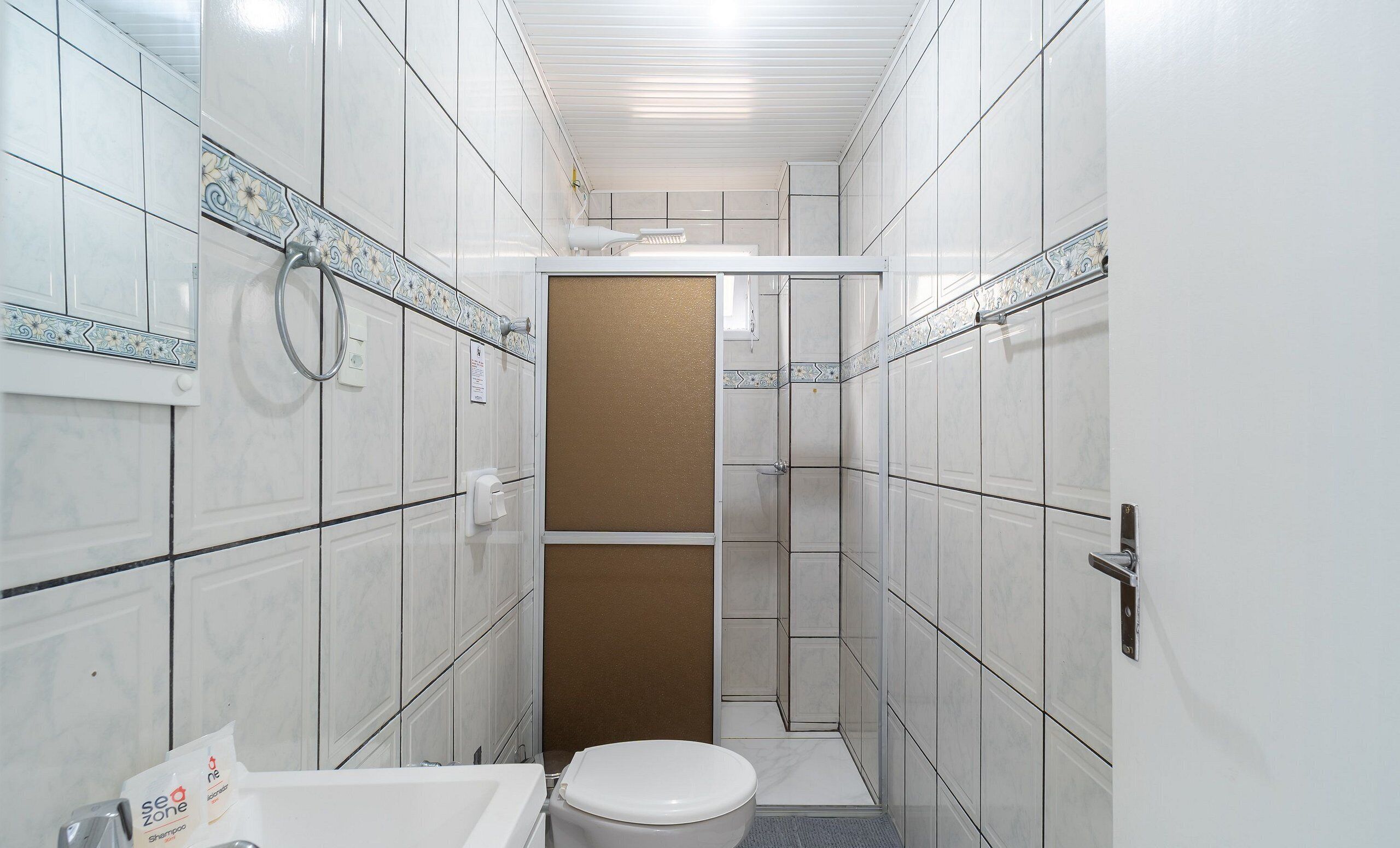 Apartamento Básico | Casa de banho