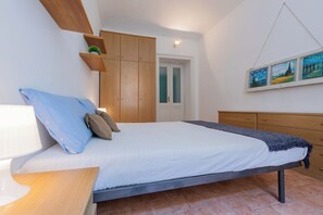 Apartamento, 1 quarto | Ferro/tábua de engomar, Wi-fi grátis
