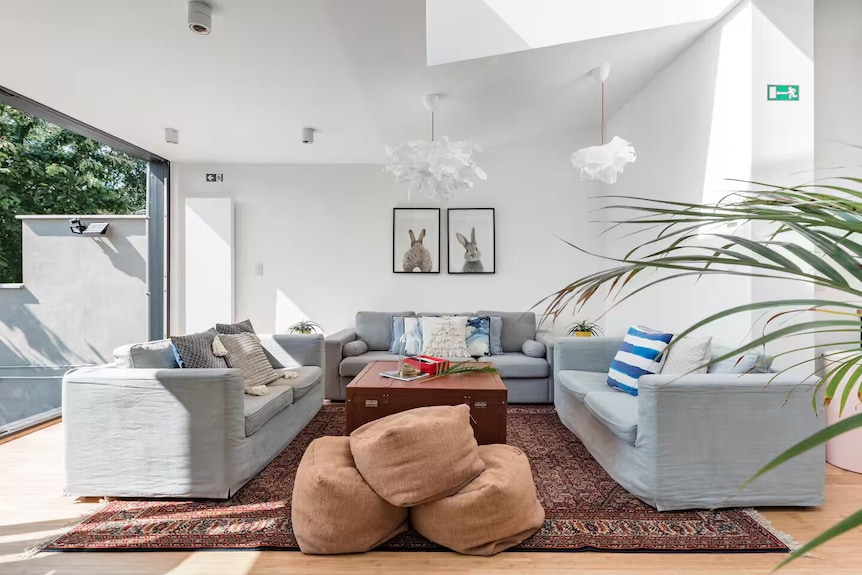 Flemishome Spacious Getaway Free Parking, Garden, Terrace, Great Location" - Braine-l'Alleud