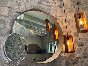 Quarto luxo | Banheiro