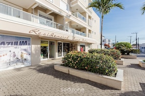 Apartamento básico | Fachada