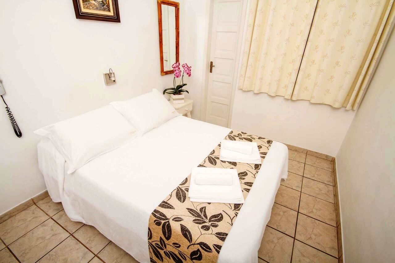 Quarto Twin Económico | Cortinas/cortinados opacos, Wi-fi grátis, acesso para cadeira de rodas 