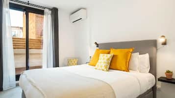 Apartamento (3 Bedrooms) | Ferros/tábuas de passar roupa, roupa de cama