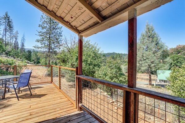 Updated Cabin In Lewiston Historical District! - Weaverville, CA