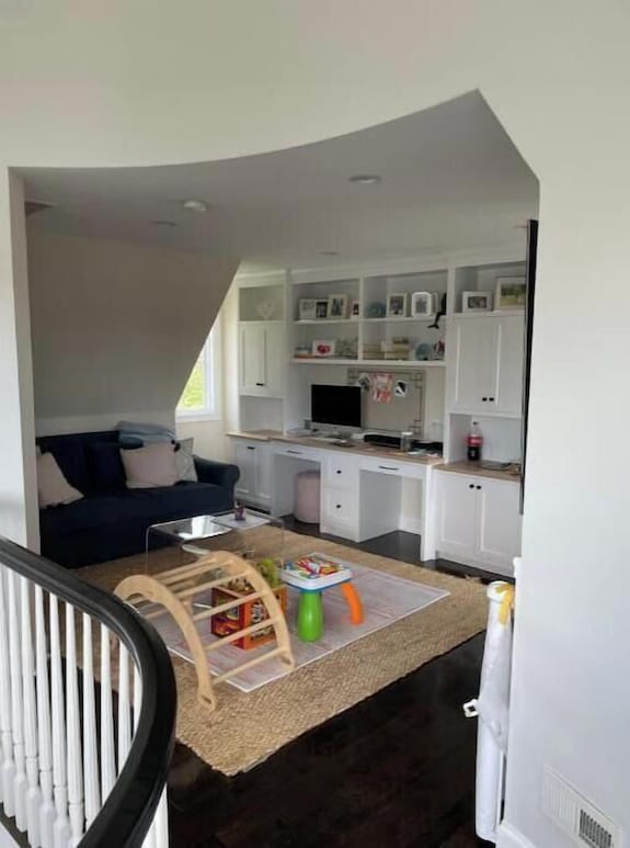 Walk To Beach! 4 Bedroom, 4.5 Bath - Fairfield