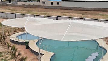 Piscina exterior