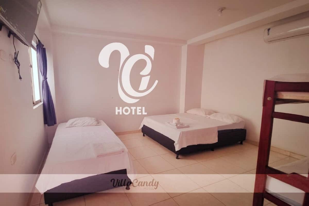 Quarto Quádruplo Familiar, varanda, vista para o mar | Cortinas/cortinados opacos, quartos insonorizados