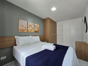 Apartamento | Wi-Fi de cortesia, roupa de cama