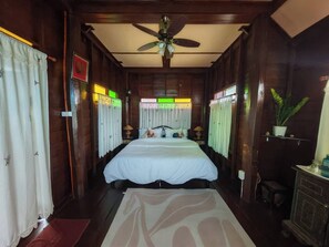 Quarto Standard, casa de banho partilhada | Wi-fi grátis, roupa de cama fornecida 