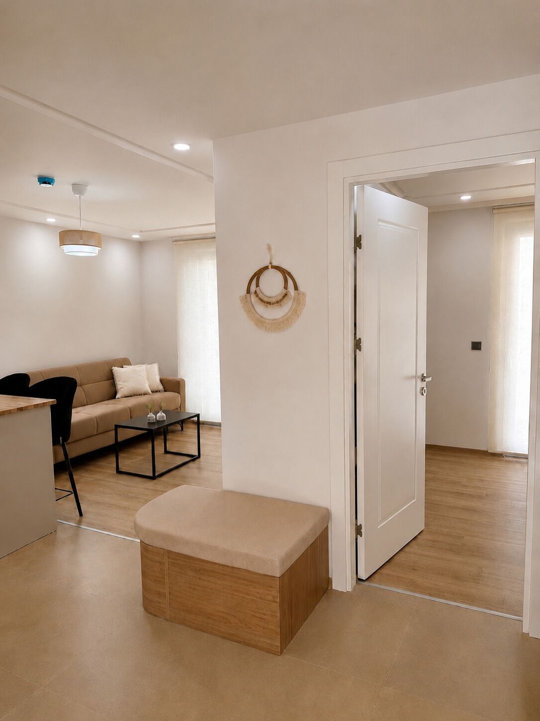 Apartamento Exclusivo, vista para a piscina | Roupa de alta qualidade, camas de colchão Select Comfort, Wi-fi grátis 