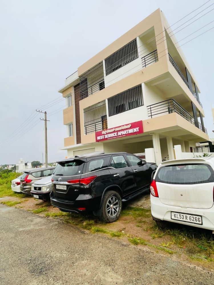 Nest Service Apartment - Mysuru