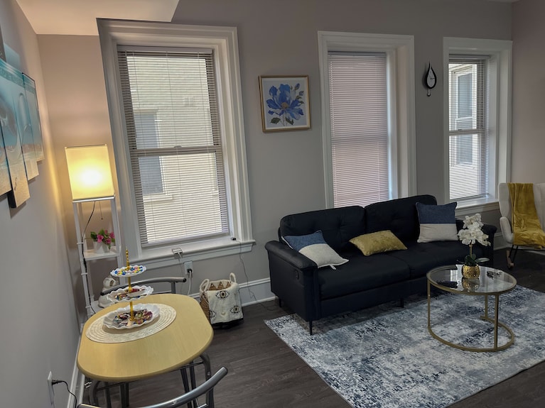 2-bedroom Apartmt In Awesome Baltimore With Easy Access To Restaurants And Sites - Baltimore, MD