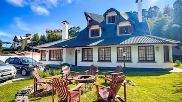 Fachada da propriedade