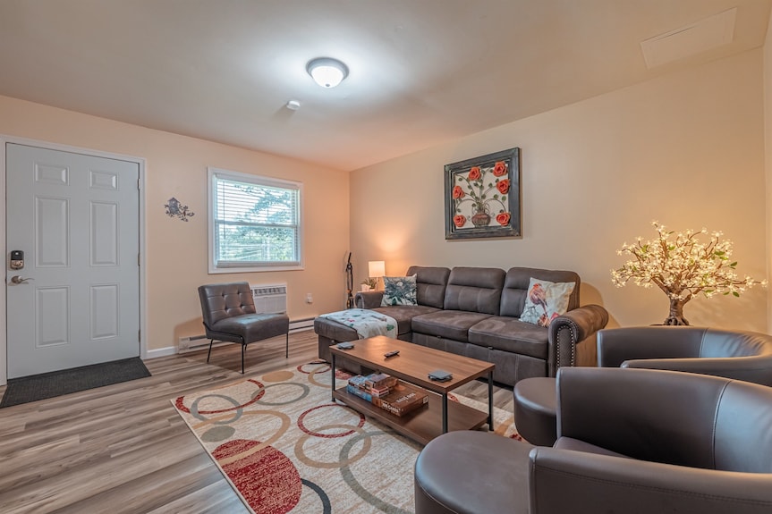 Near Hiking & Water Parks!*dogs Ok*wi-fi*fireplace - Franklin Hill Vineyards, Bangor